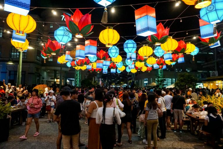 Shopping in Taipei 2026: Best Malls, Markets & Souvenirs