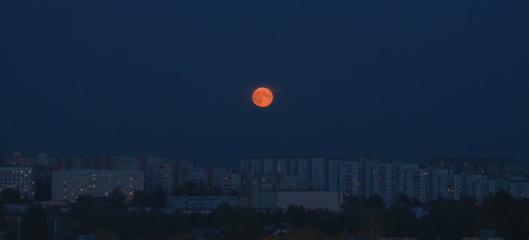 Mid-Autumn Festival in Taipei: Mooncakes, BBQ & Moon Viewing (2026 ...